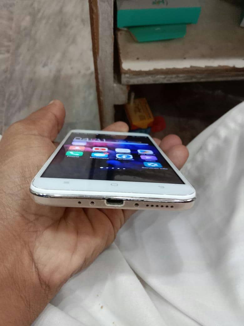 vivo 4 64 - Mobile Phones - 1108742900