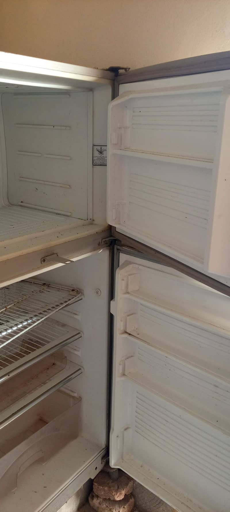 frige for sale - Other Home Appliances - 1108819245