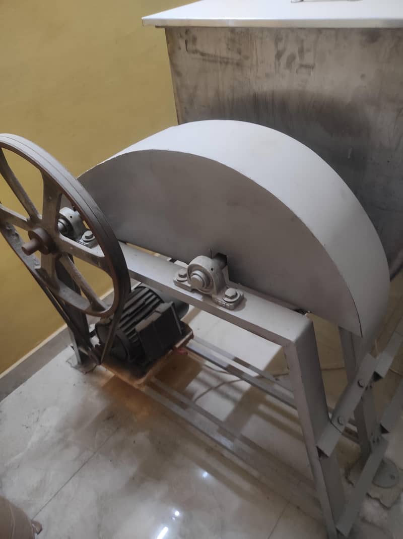 industrial Dry Mixer Machine 150kg, 2 hp motor - Other Business ...