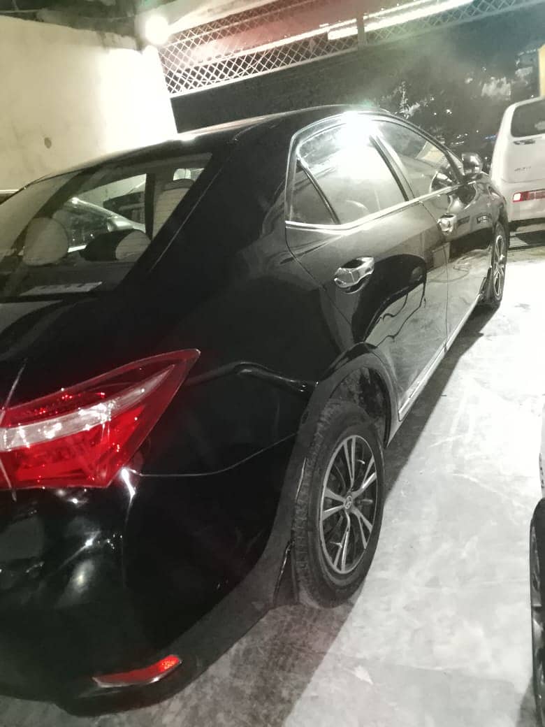 Toyota Corolla XLI 2018 Bank Leased - Cars on Installments - 1108845705