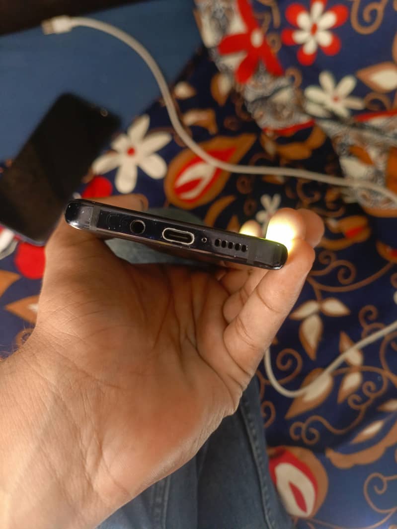 Motorola edge 6gb 256gb - Mobile Phones - 1108880370