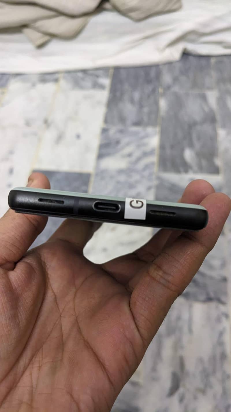 Google Pixel 6A Approved - Mobile Phones - 1108949665