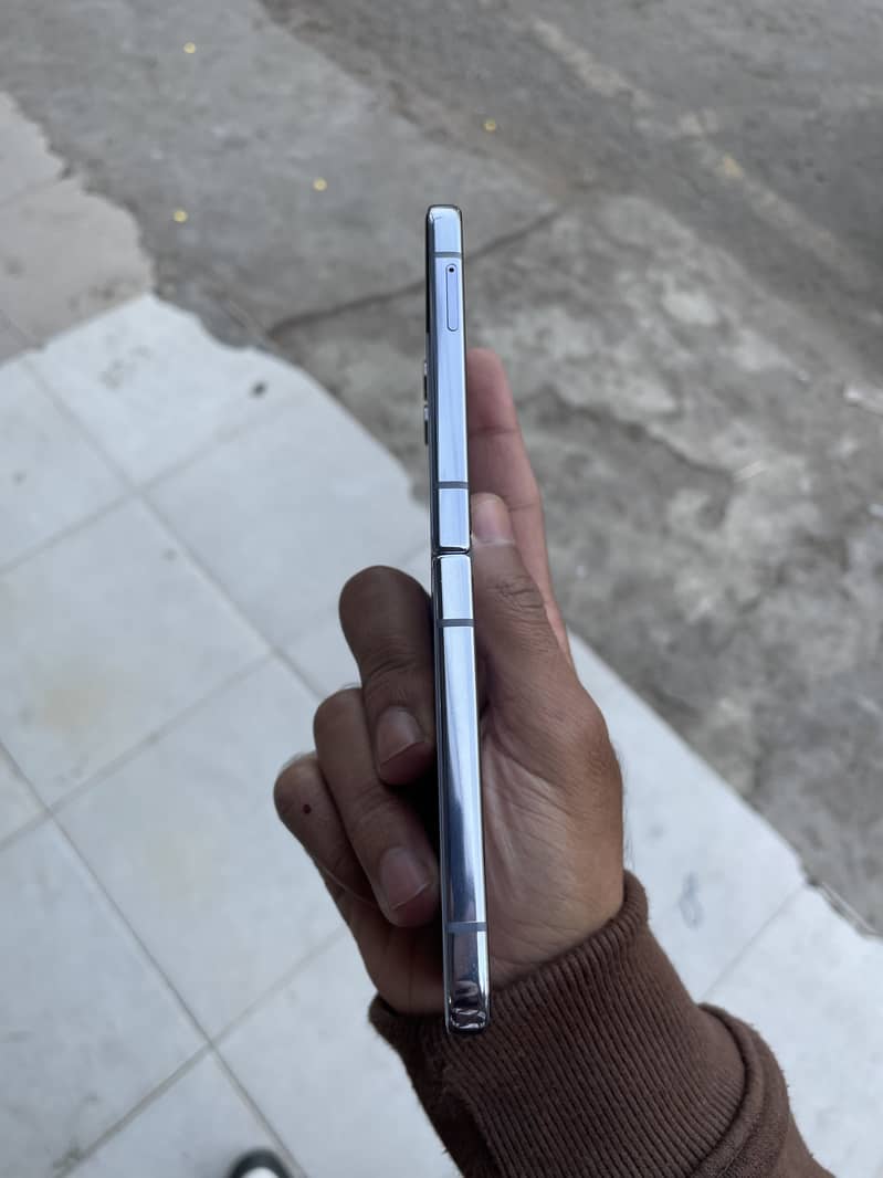 Samsung Z flip 4 non pta - Mobile Phones - 1108971370