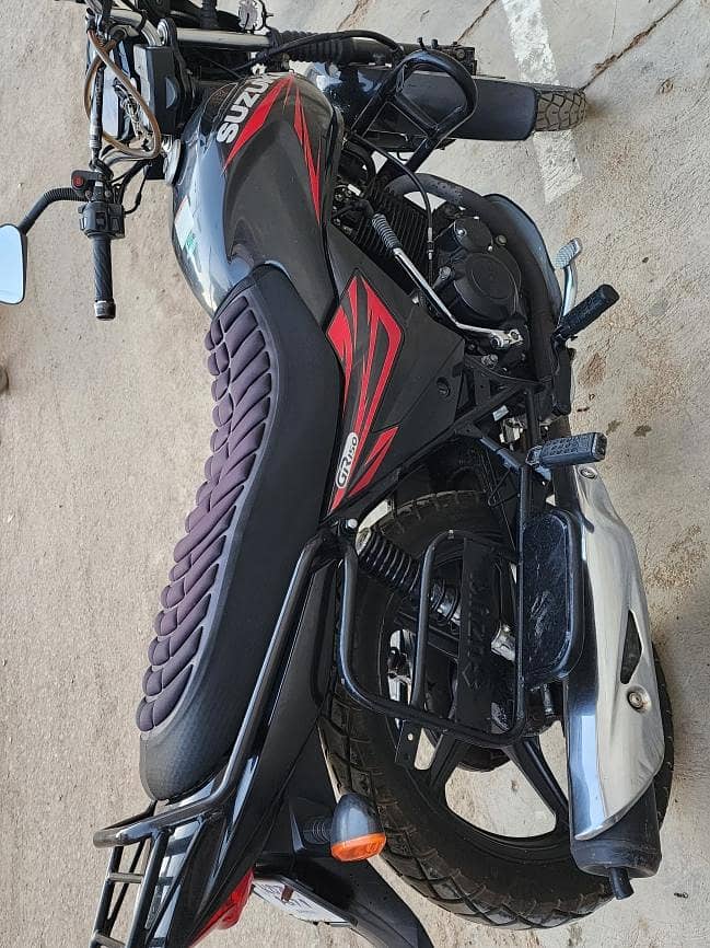 Suzuki GR150 Model October 2021 - Standard - 1108980368