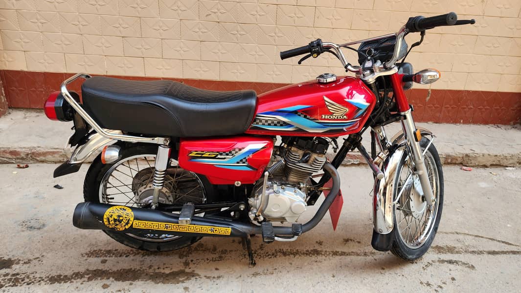 CG 125 23/24 - Standard - 1108996385