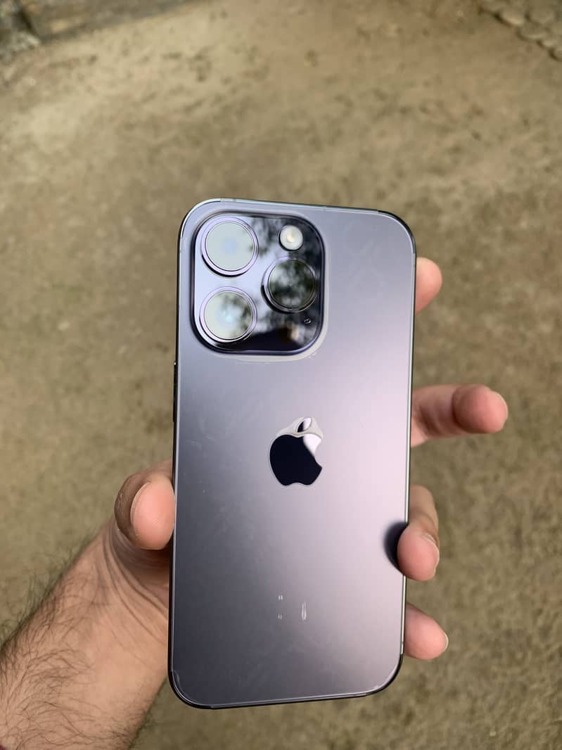 Apple iPhone 14 Pro 128 GB PTA Approved 10/10 - Mobile Phones - 1109015404