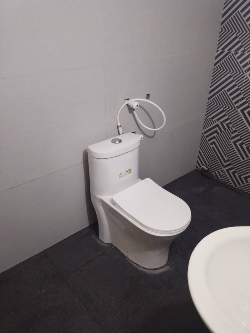 5 marla (272 feet), 1.5 story house for sale (motra, daska road ...