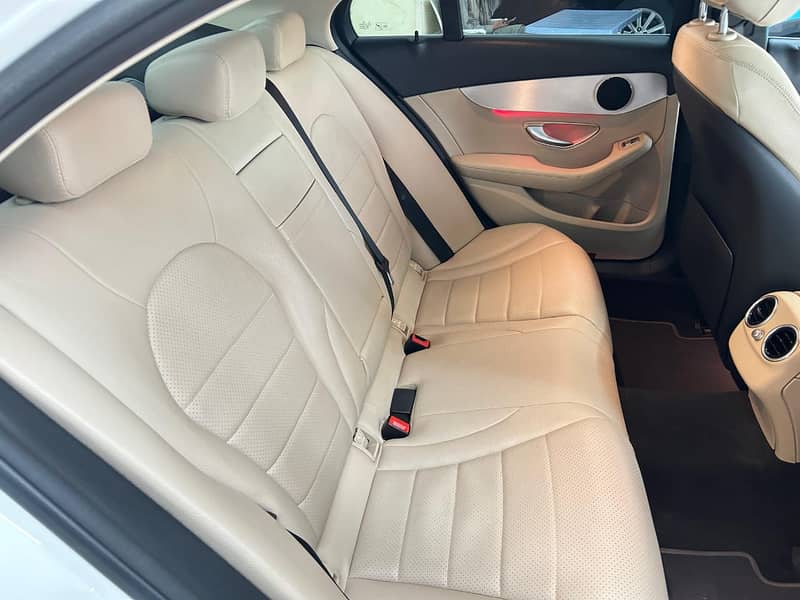 Mercedes Benz C180 2020 - Cars - 1109028344