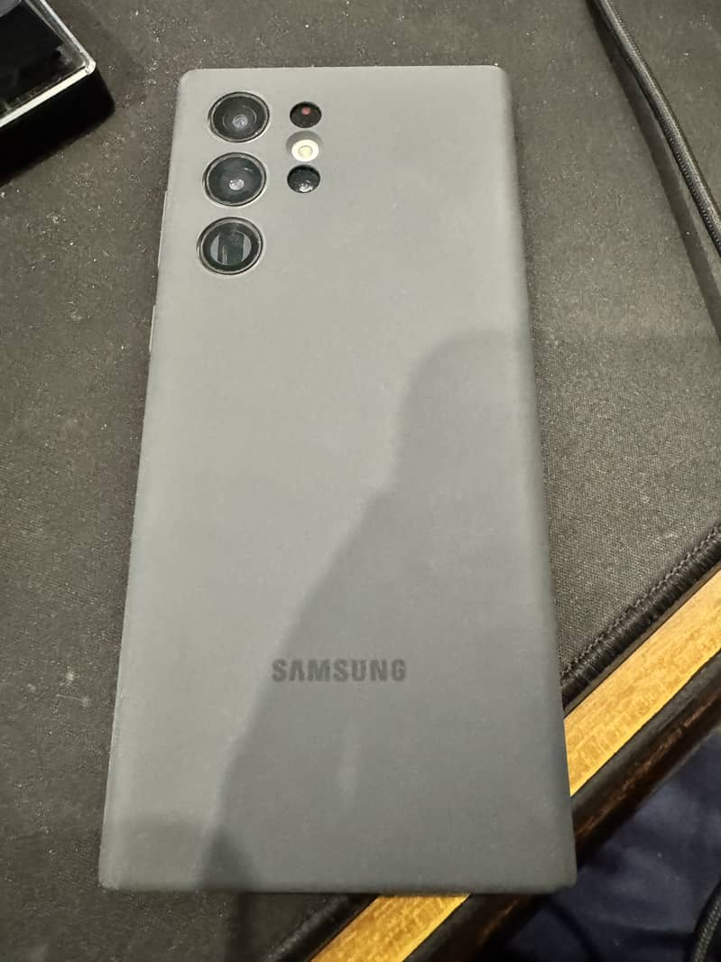 Samsung Mobile S22 Ultra - Mobile Phones - 1109039894