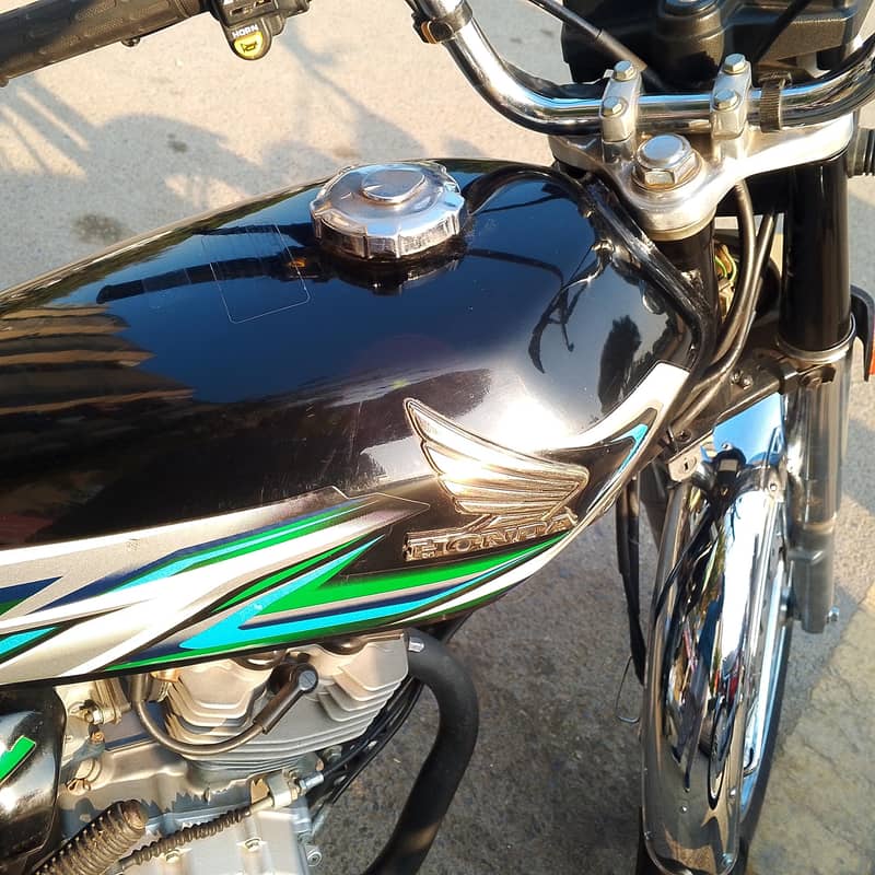 Honda 125 model 23 only 11000 kilometre use 03095101724 - Standard ...