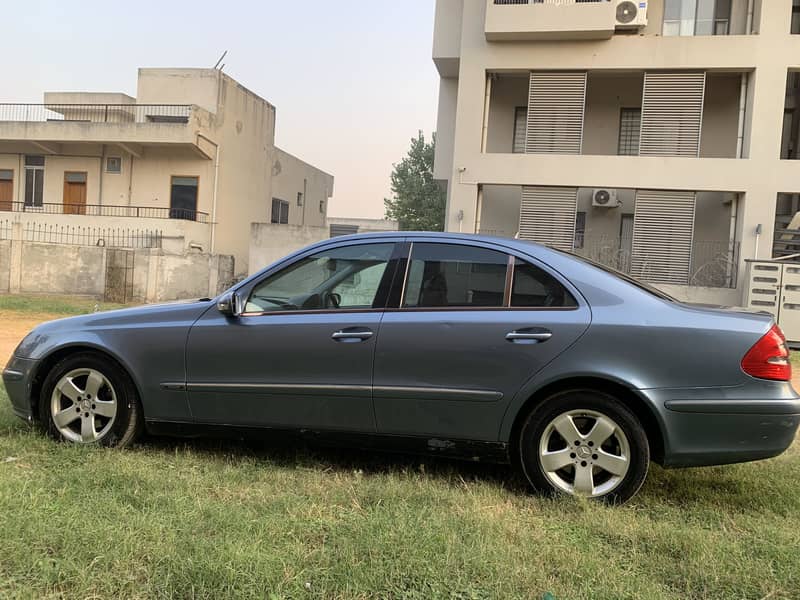 Mercedes E240 - Cars - 1109054891