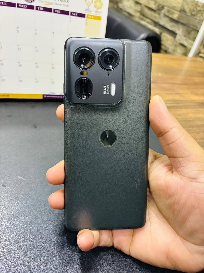 Motorola Edge 50 Pro - Mobile Phones - 1109077668