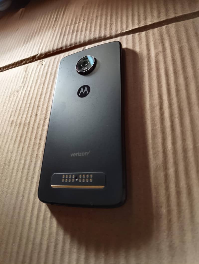 Moto Z4.4gb-128gb @10500 Final - Mobile Phones - 1109086661