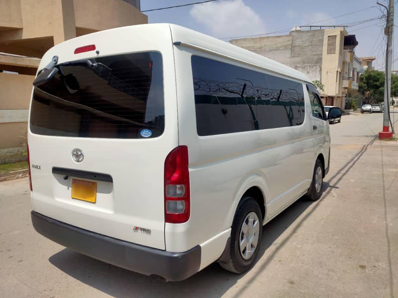 TOYOTA HIACE BRAND NEW - Cars - 1109150972