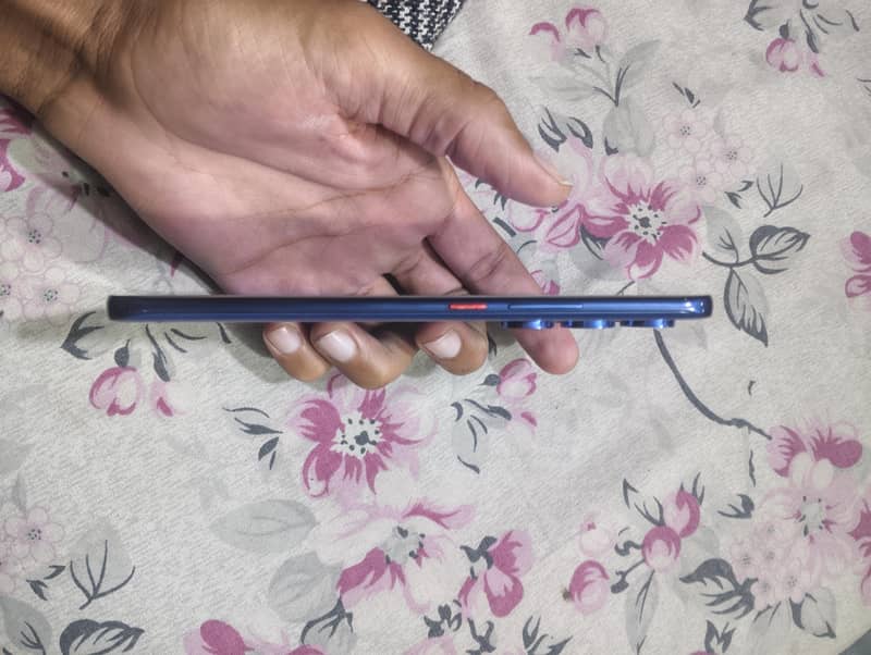 itel S26 ultra edge screen for sale. . . exchange with iphone XR is ...