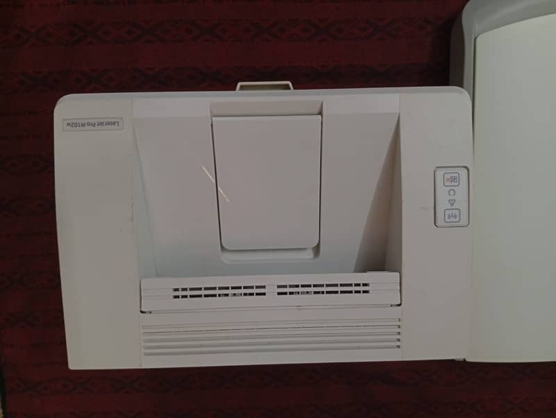 HP LaserJet Pro M102W - Printers & Photocopiers - 1109187788