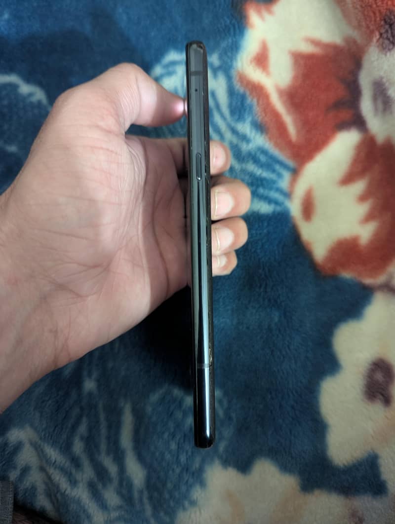 LG. 8X ThinQ 6/128 - Mobile Phones - 1109193606