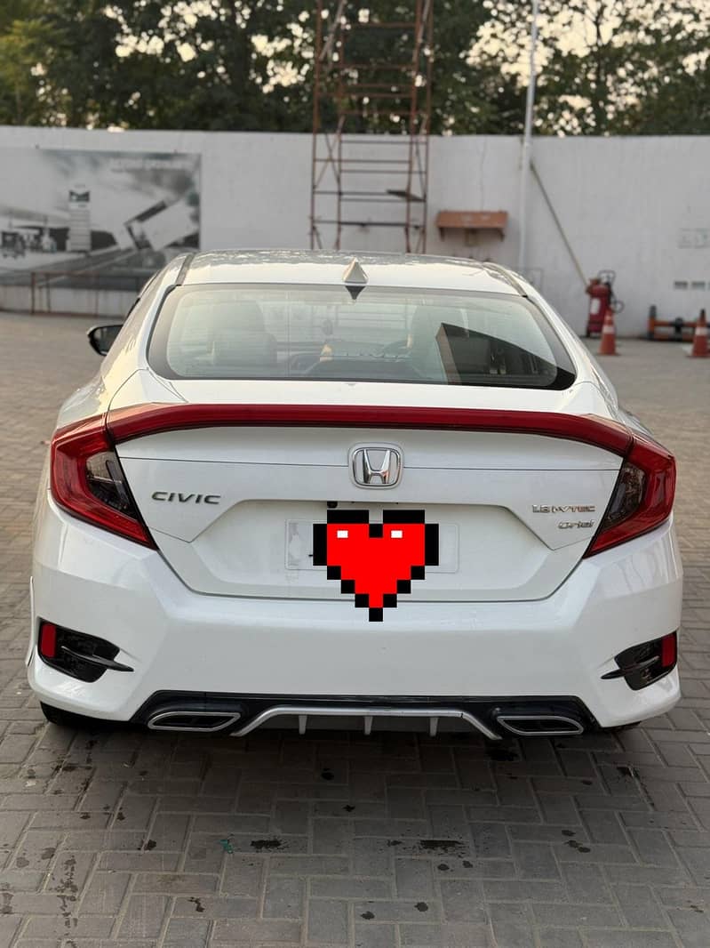 honda civic 2018 - Cars - 1109207617