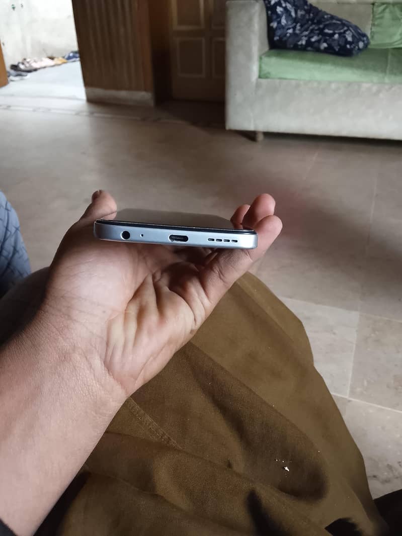 infinx smart 10 plus 4+2/6/128 ok phone - Mobile Phones - 1109254533