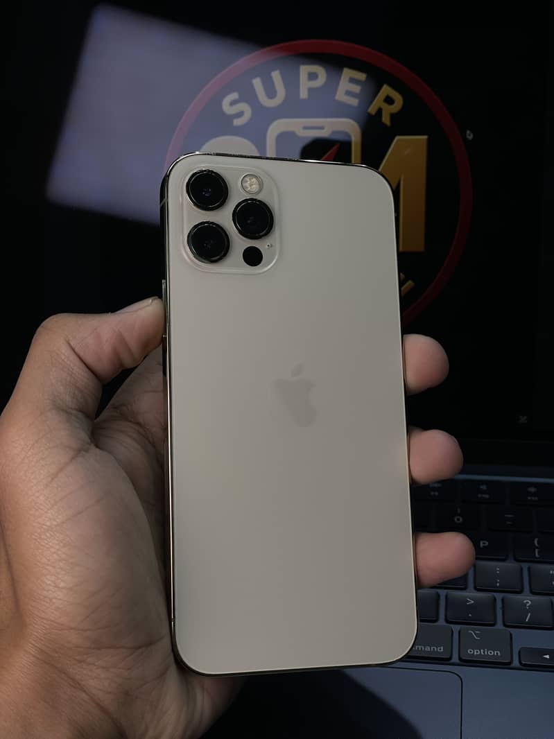 iPhone - Mobile Phones - 1109289657