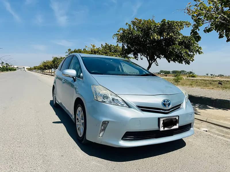 Toyota Prius Alpha 2014 - Cars - 1109323279