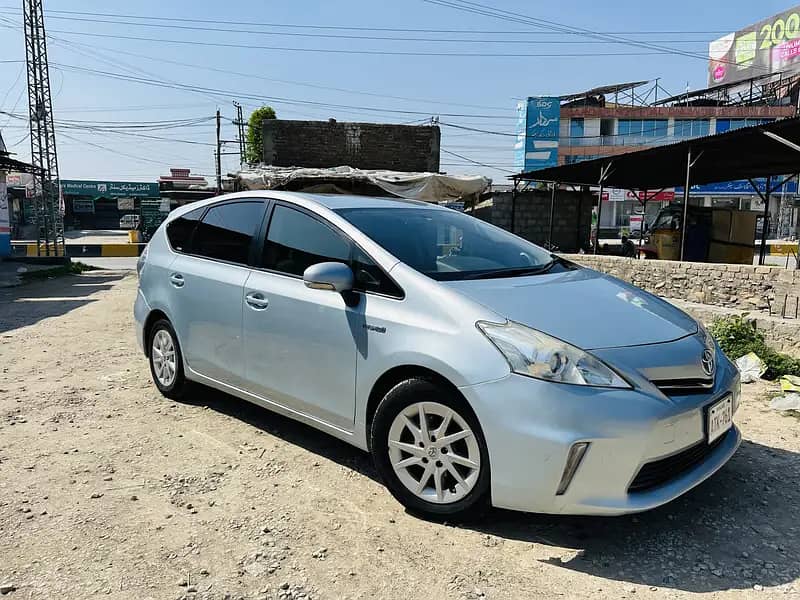 Toyota Prius Alpha 2014 - Cars - 1109323279