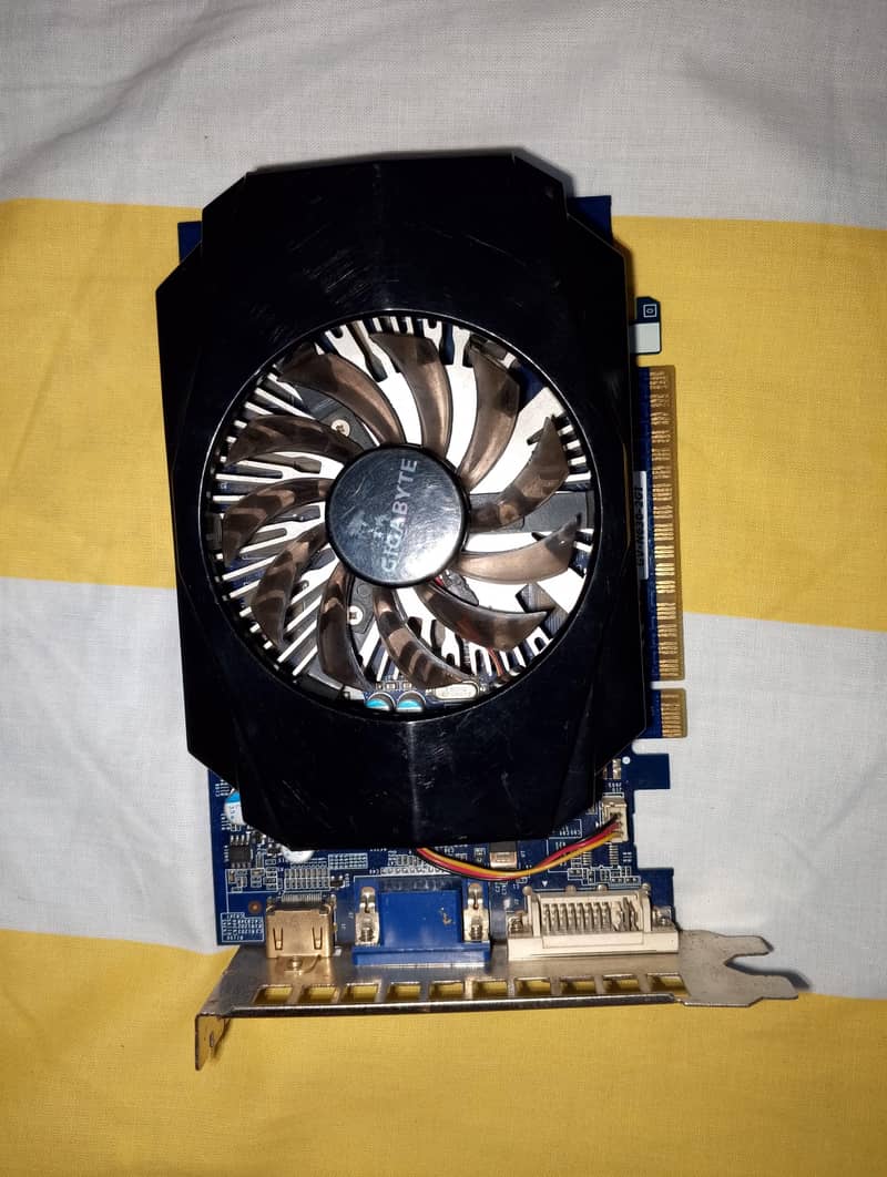 Nvidia RTX GPU GTX GT 630 2 GB 128 bits AMD Ryzen Intel Ram tiGraphic ...