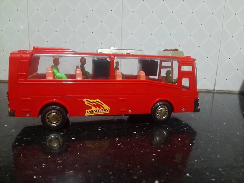 busss - Toys - 1109337451