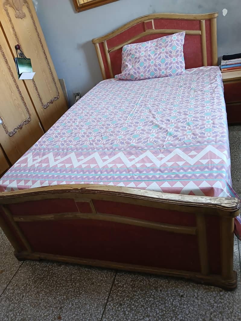 single bed in big size - Beds - 1109347295