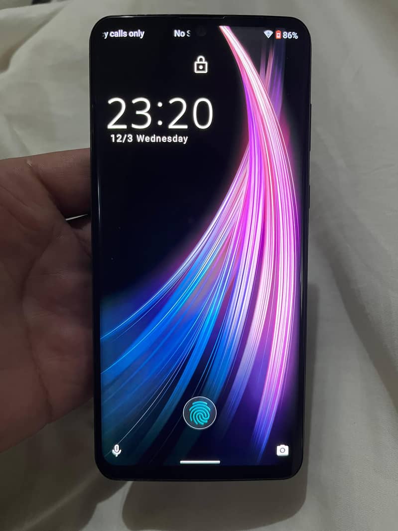 Sharp Aquos zero 2 - Mobile Phones - 1109353445