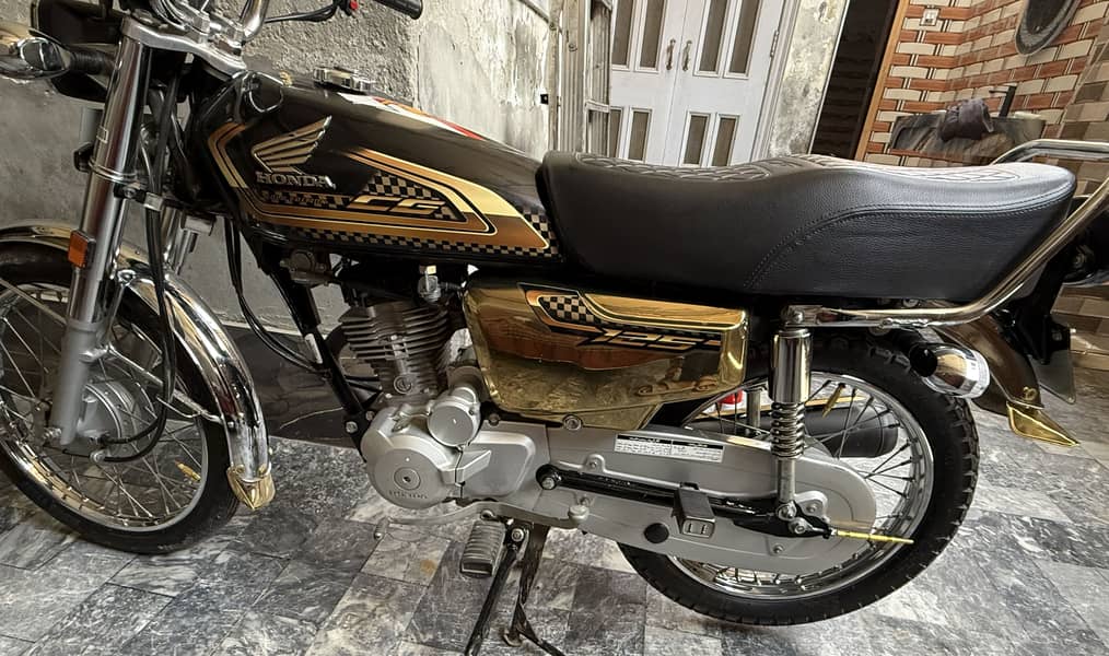 Honda cg 125 gold edition 2025 - Standard - 1109353988