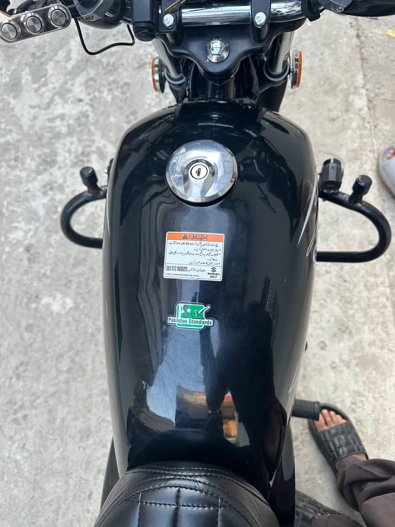 Suzuki GS 150 se model 2022 - Standard - 1109362360