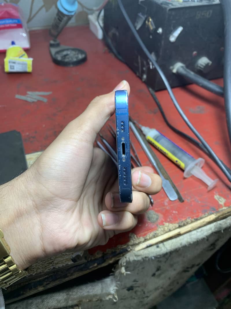 Iphone 13 Factory Unlock - Mobile Phones - 1109364342