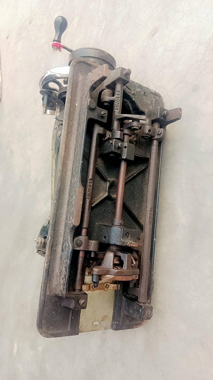 Singer sewing machine without box for sale - Sewing Machines - 1109366286