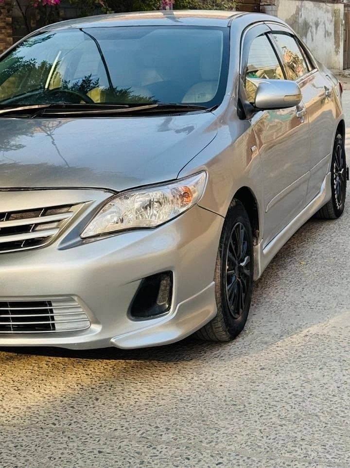 Toyota Gli silver colur ha - Cars - 1109368170