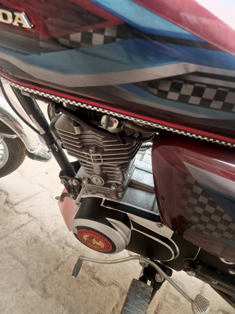 Honda 125 red colour 24 model pakka - Standard - 1109380482