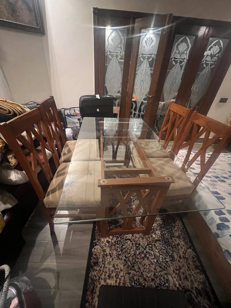 Premium Interwood 6-Seater Dining Table – Excellent Condition - Dining ...