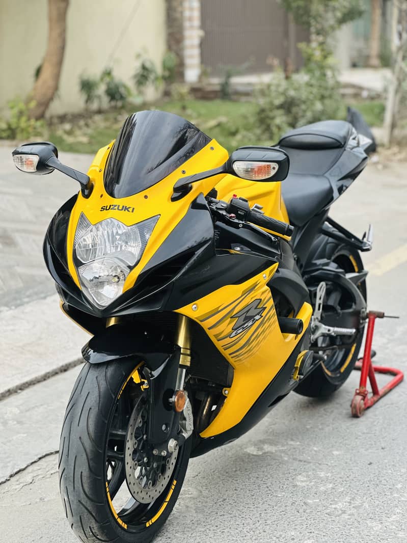 Heavy bike gxr 750cc - Sports & Heavy Bikes - 1109401379