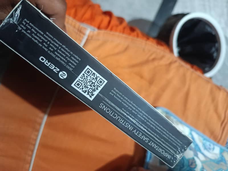 Zero Aura Packed new with warranty headphones - Earphones - 1108216584