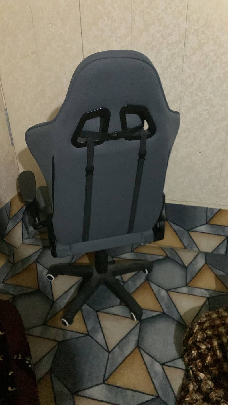 Gaming chair - Office Chairs - 1109406546