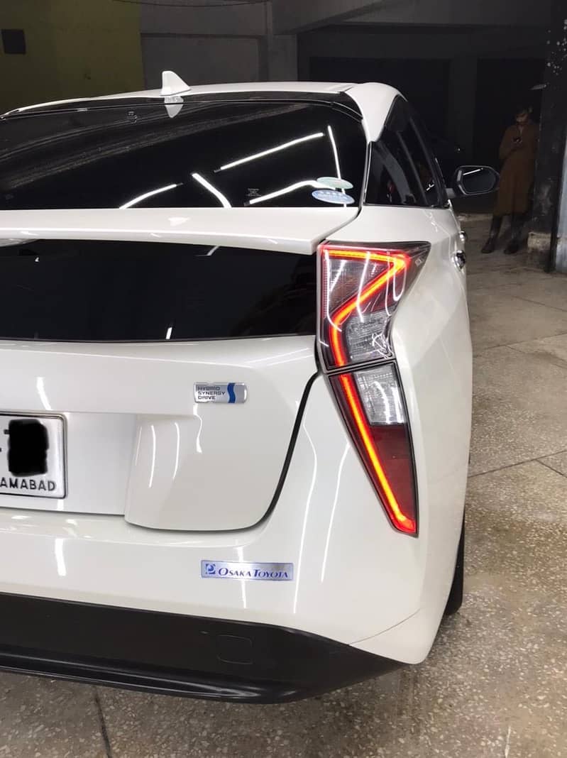 Prius 2018 islamabad no paint original - Cars - 1109430693