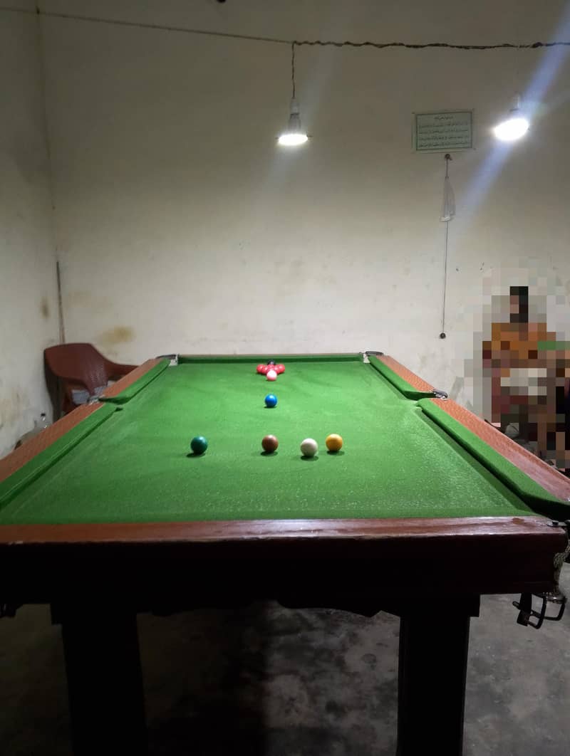 2 Snooker's Table & 1 Hand Ball Game - Snooker Clubs - 1109431098