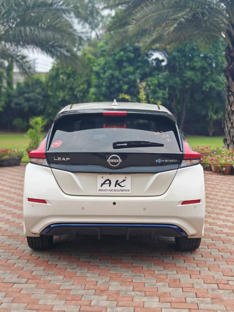Nissan Leaf 2022 | Like New | Auction Grade 5 | 13786 km | EV - Cars ...