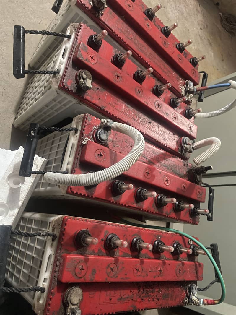 Tall Tabular - 2500/12v - Phoenix Solar Batteries - Batteries - 1109432789