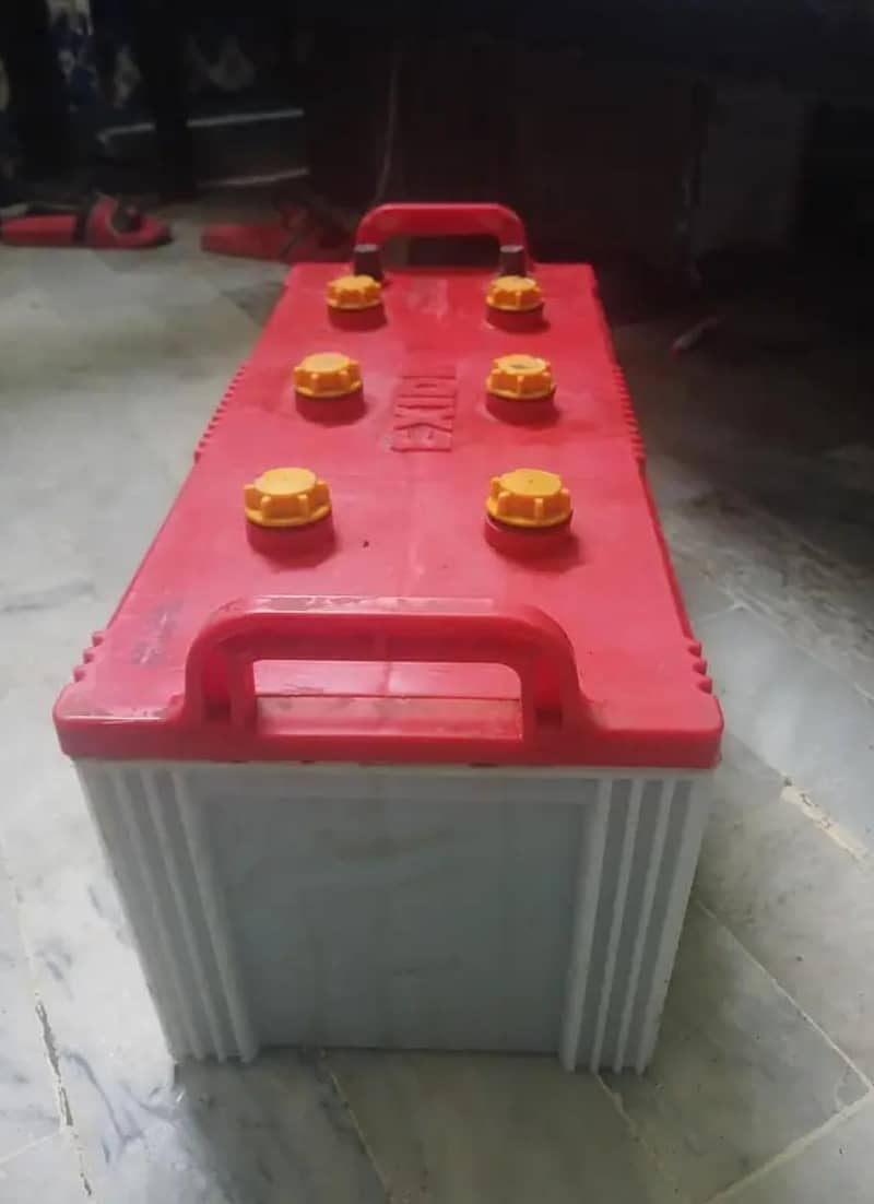 Exide battery 250 - Batteries - 1109463669