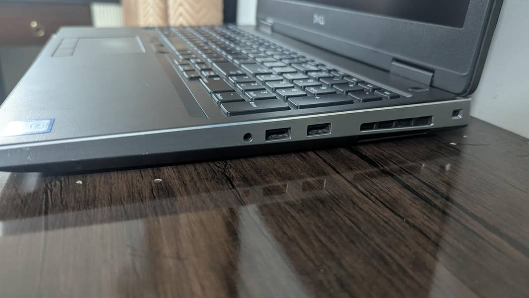 Dell Precision i-9, 9 Generation, 32 GB RAM, 512 SSD - Laptops - 1109468257