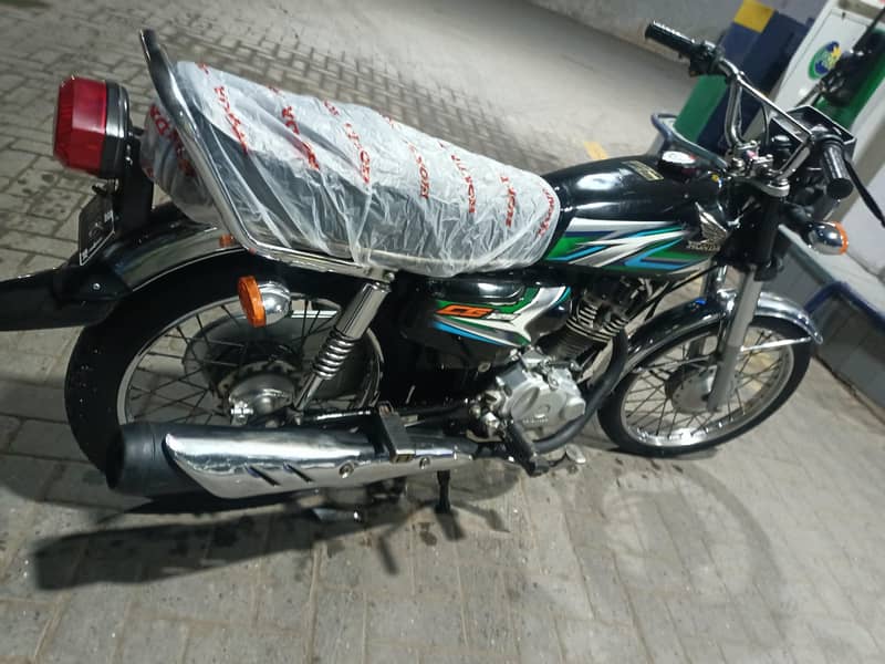 Honda 125 model 2023 month may 10/9 condition - Standard - 1108110264