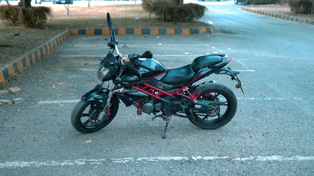 Benelli Italian TNT 150cc | EFI engine | self start |neat and clean ...