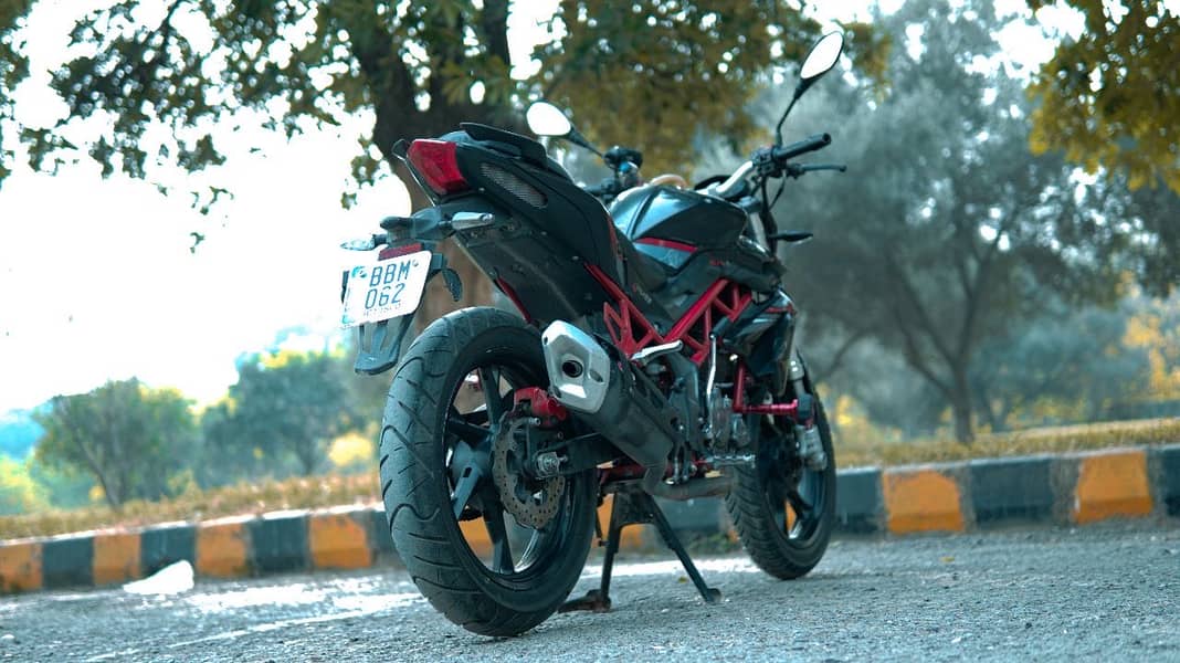 Benelli Italian TNT 150cc | EFI engine | self start |neat and clean ...