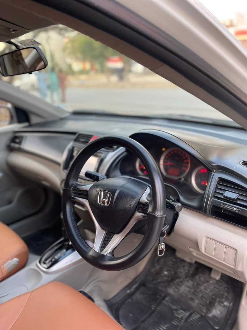 Honda City Ivtec 1.3 Prosmatec - Cars - 1108726842